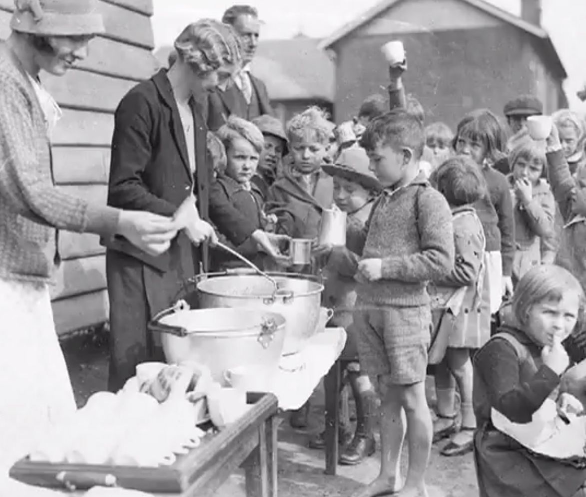 From the Big Bang to the End of the Earth and Everything in Between ...