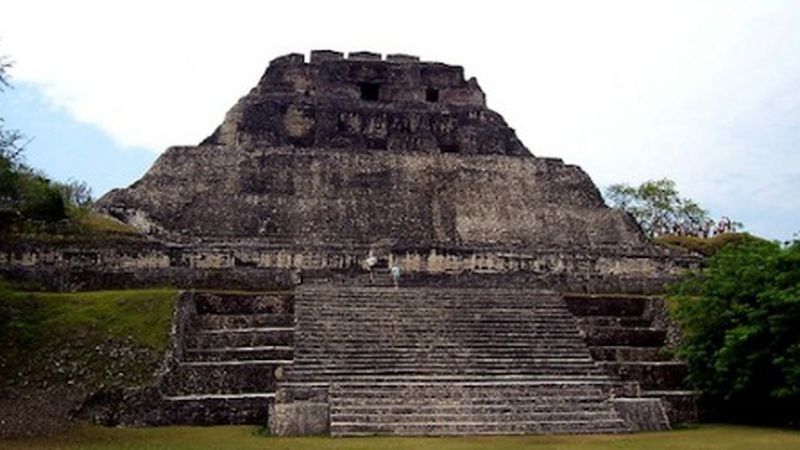 Mayan Pyramids Maya Pyramid Of Chichen Itza Artwork For Home Wall