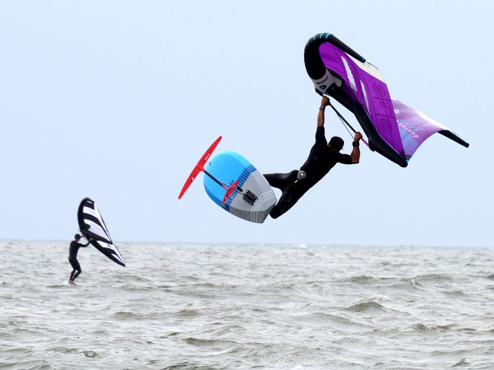 Flying Wing Surfers | Smithsonian Photo Contest | Smithsonian Magazine