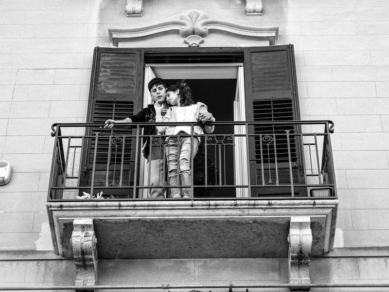 Balcony scene | Smithsonian Photo Contest | Smithsonian Magazine