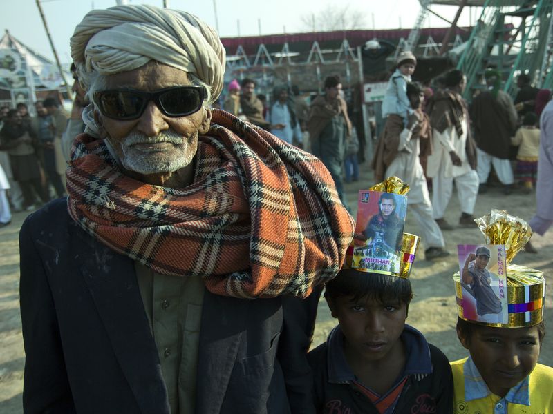 Generation Bond | Smithsonian Photo Contest | Smithsonian Magazine