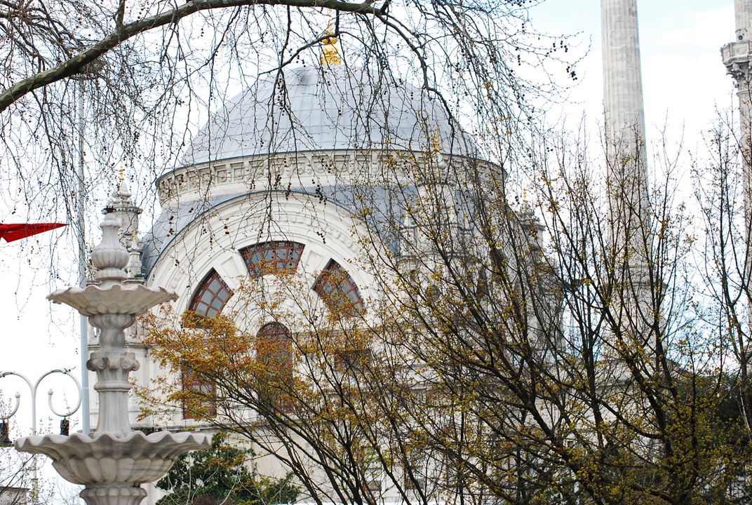 travel inIstanbul | Smithsonian Photo Contest | Smithsonian Magazine