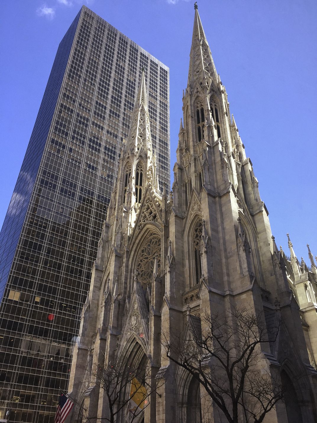 Gothic Church Vs Modern Skyscraper | Smithsonian Photo Contest ...