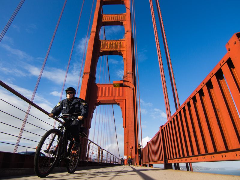 A police officer patrolling the Golden Gate Bridge | Smithsonian Photo ...