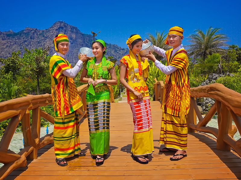 Thingyan Festival | Smithsonian Photo Contest | Smithsonian Magazine