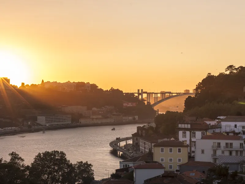 Sunset in Porto | Smithsonian Photo Contest | Smithsonian Magazine
