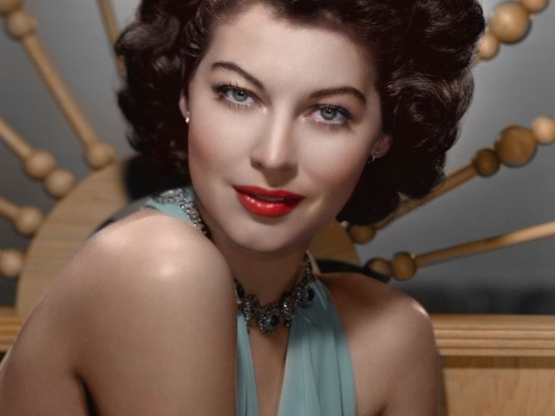 Colorized photo Ava Gardner from Black & White Photo | Smithsonian ...