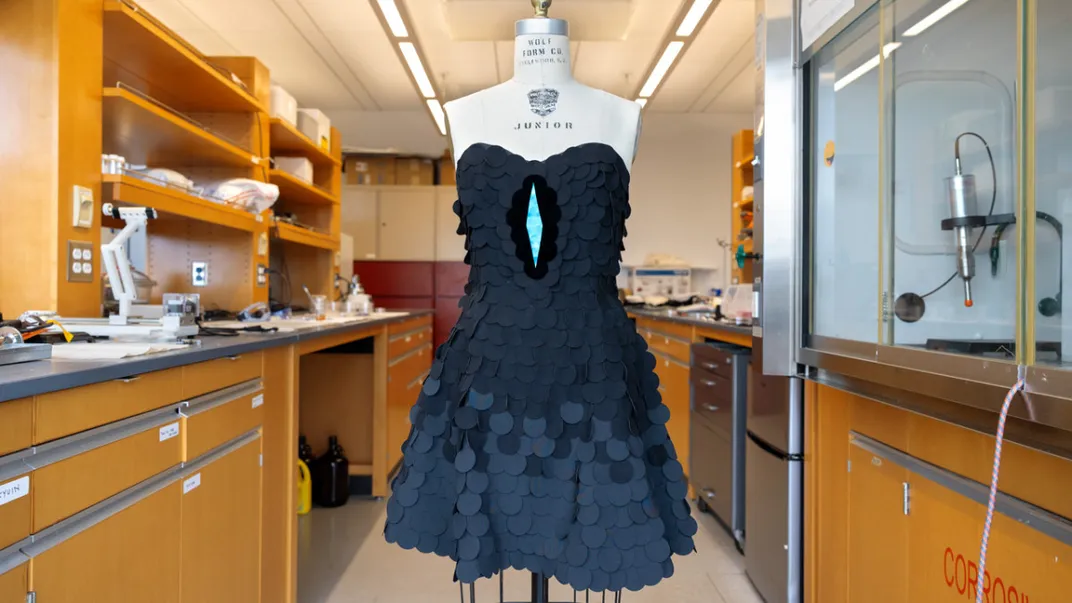 Inspired by Bird Feathers, This New 'Ultrablack' Fabric Absorbs Nearly ...