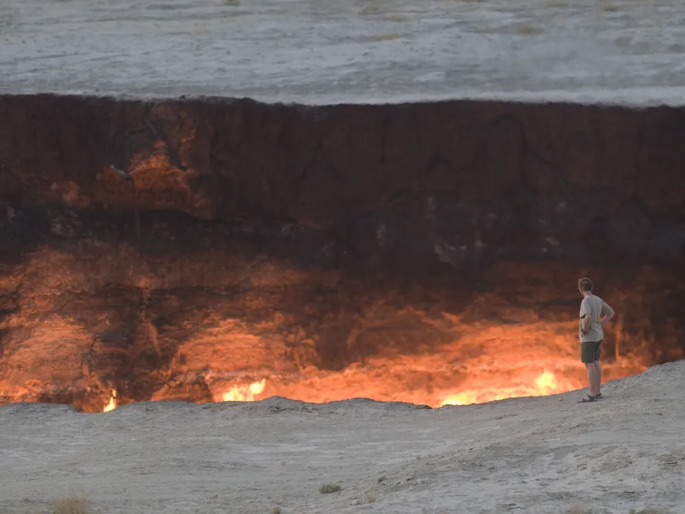 This Hellish Desert Pit Has Been On Fire for More Than 50 Years