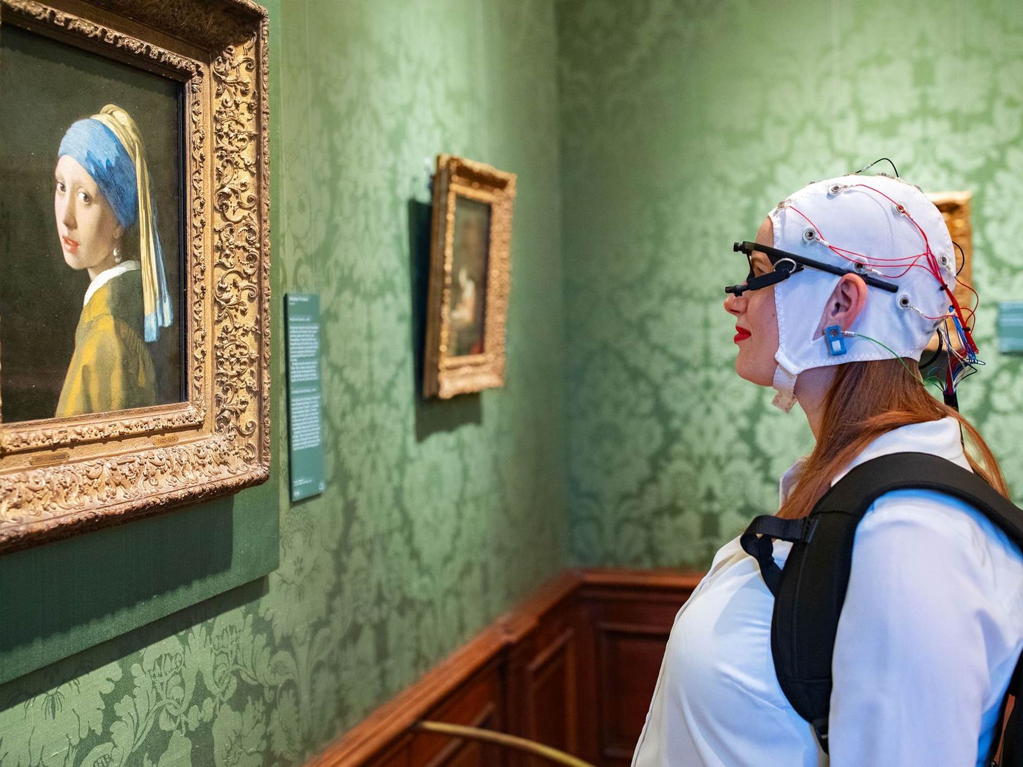 Seeing Vermeer’s 'Girl With a Pearl Earring' in Person Stimulates the ...