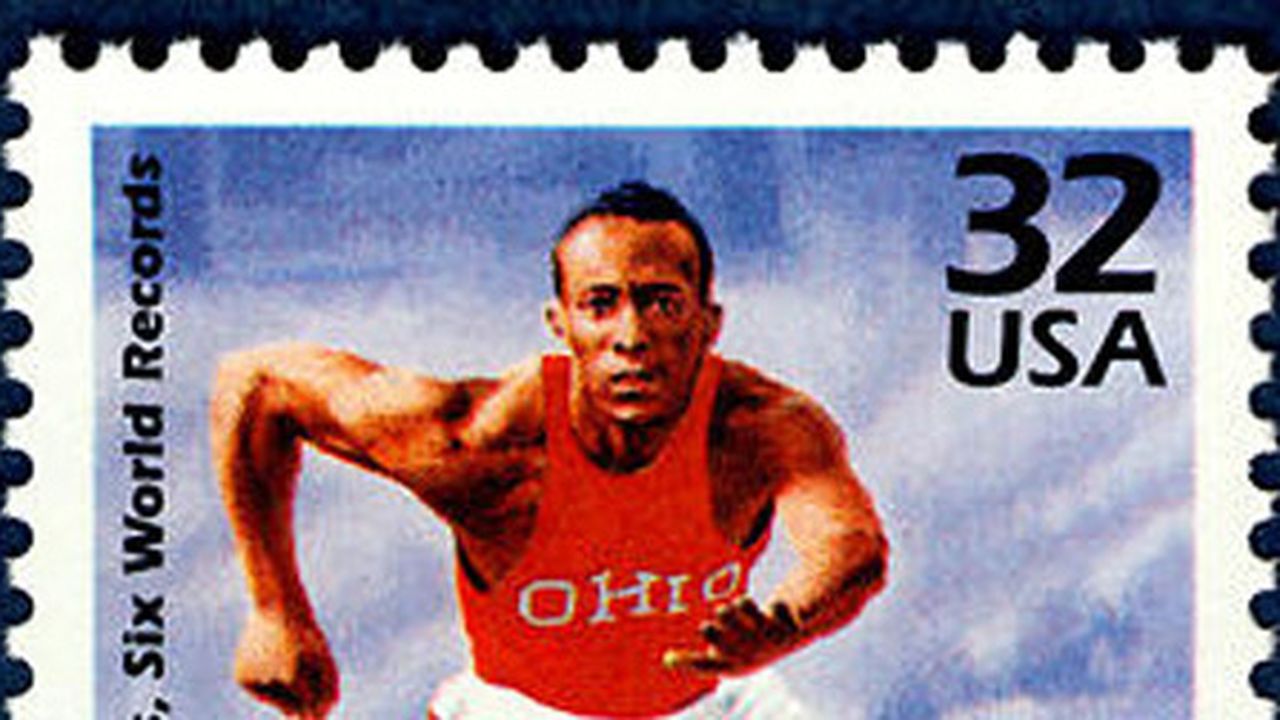 Jesse Owens Medal Stand Photo
