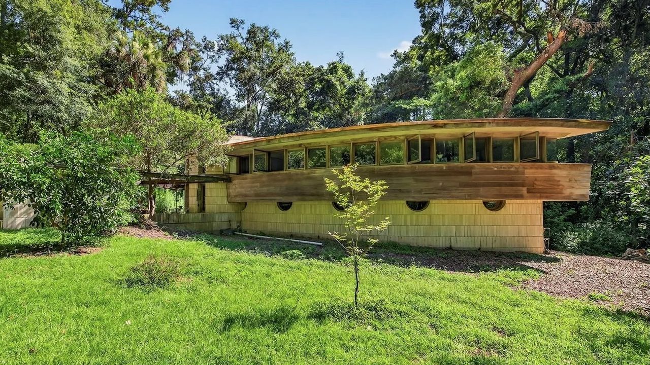 william lloyd garden structures