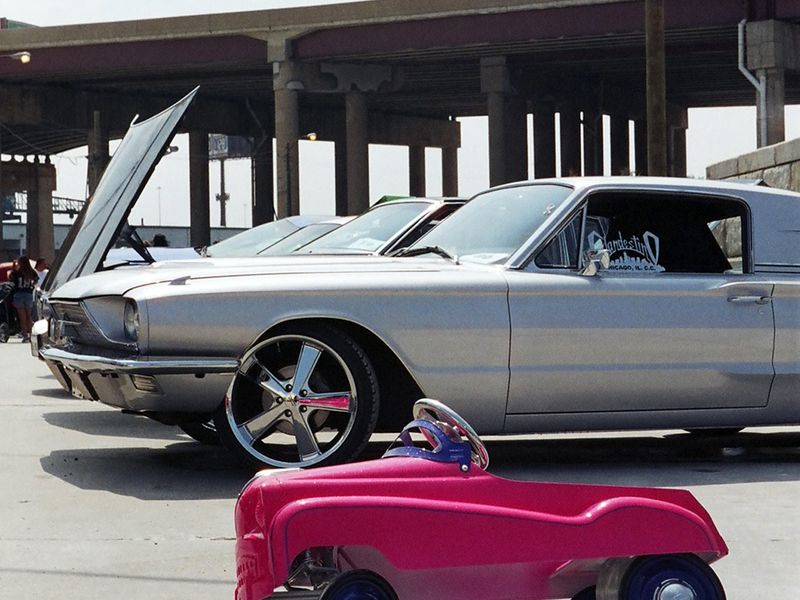 Low and slow - At the Chicago low rider festival | Smithsonian Photo ...
