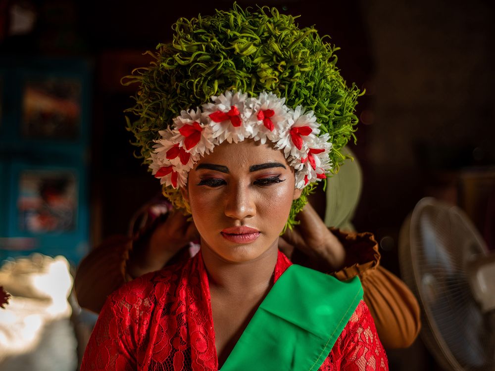 NGAROT FESTIVAL IN INDONESIA | Smithsonian Photo Contest | Smithsonian ...