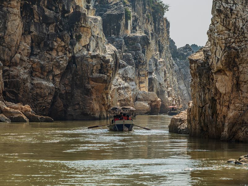 Marble Rocks at Bhedaghat, jabalpur | Smithsonian Photo Contest ...