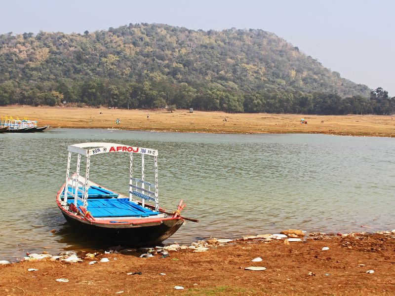 A simple boat captured at Maithon dam | Smithsonian Photo Contest ...