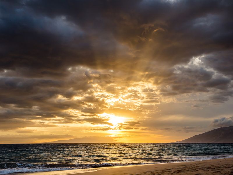 God rays over the ocean. | Smithsonian Photo Contest | Smithsonian Magazine