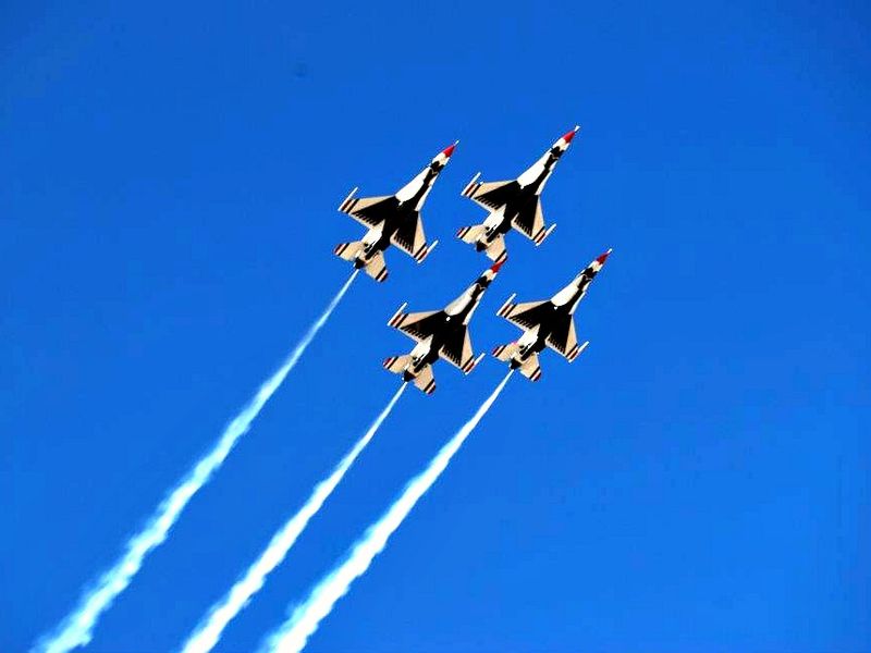 Nellis AFB Aviation Nation Airshow, Thunderbirds | Smithsonian Photo ...