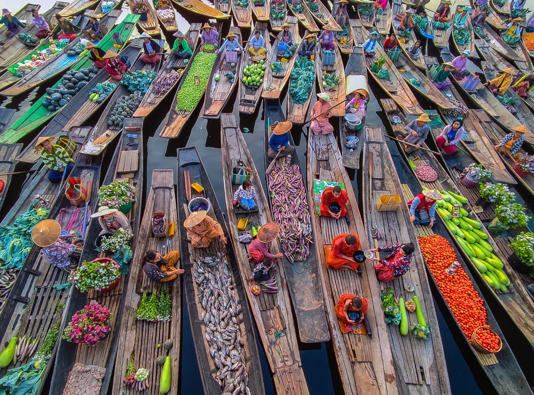 Lifes From Floating Area | Smithsonian Photo Contest | Smithsonian Magazine