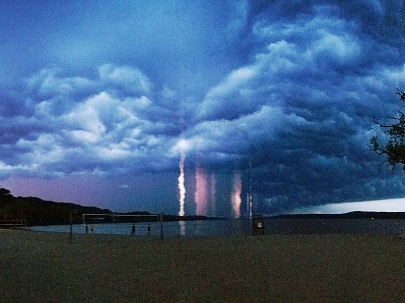 "Thunderbolts of lightening, very very frightening" Magnificent capture ...