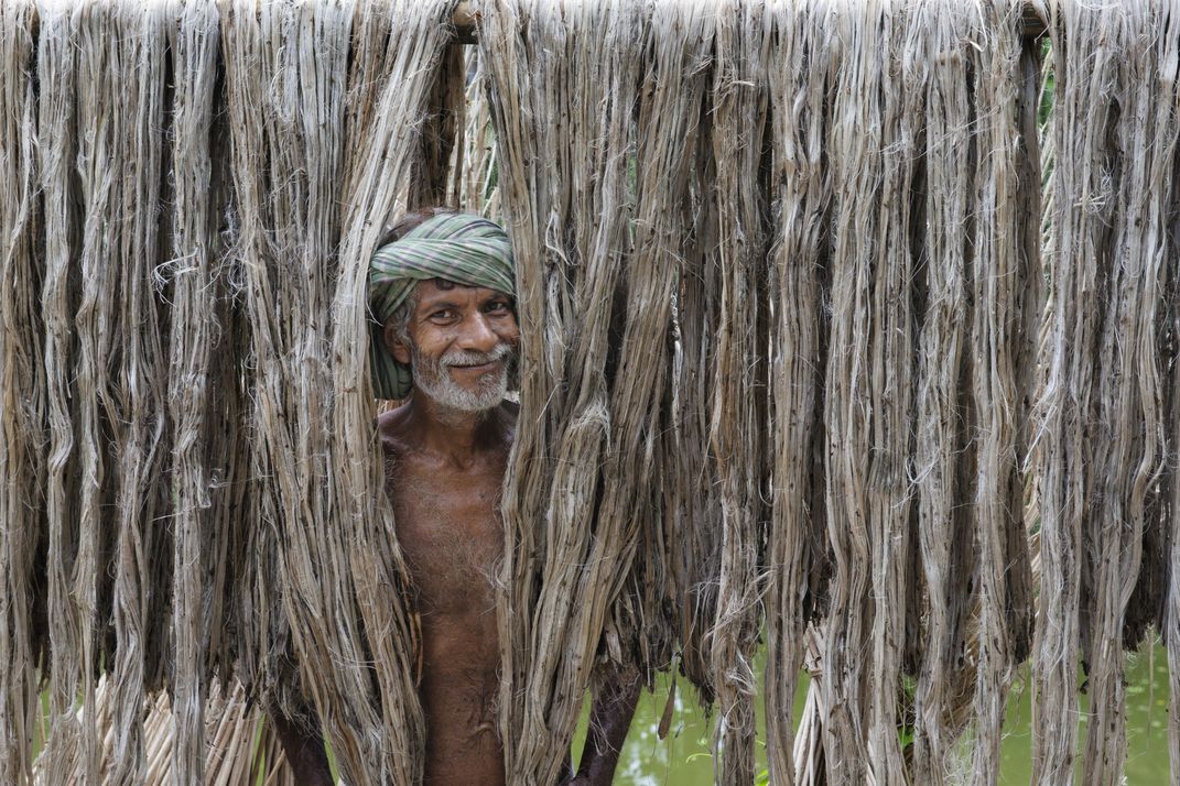 Jute & Smile | Smithsonian Photo Contest | Smithsonian Magazine