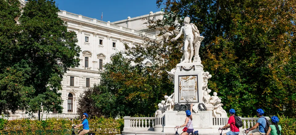 Europe’s Magnificent Waterways | Smithsonian Journeys