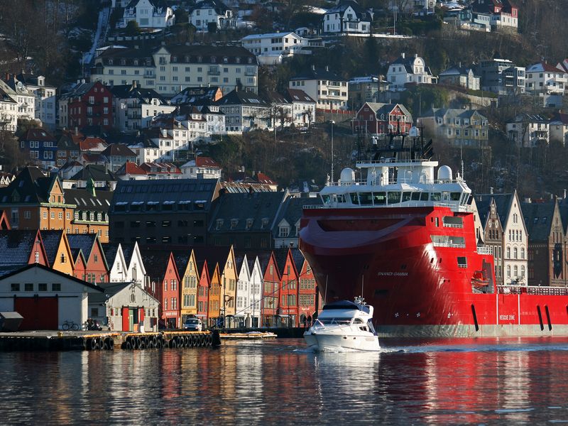 A view from the harbour of Bergen and the Unesco World Heritage site ...
