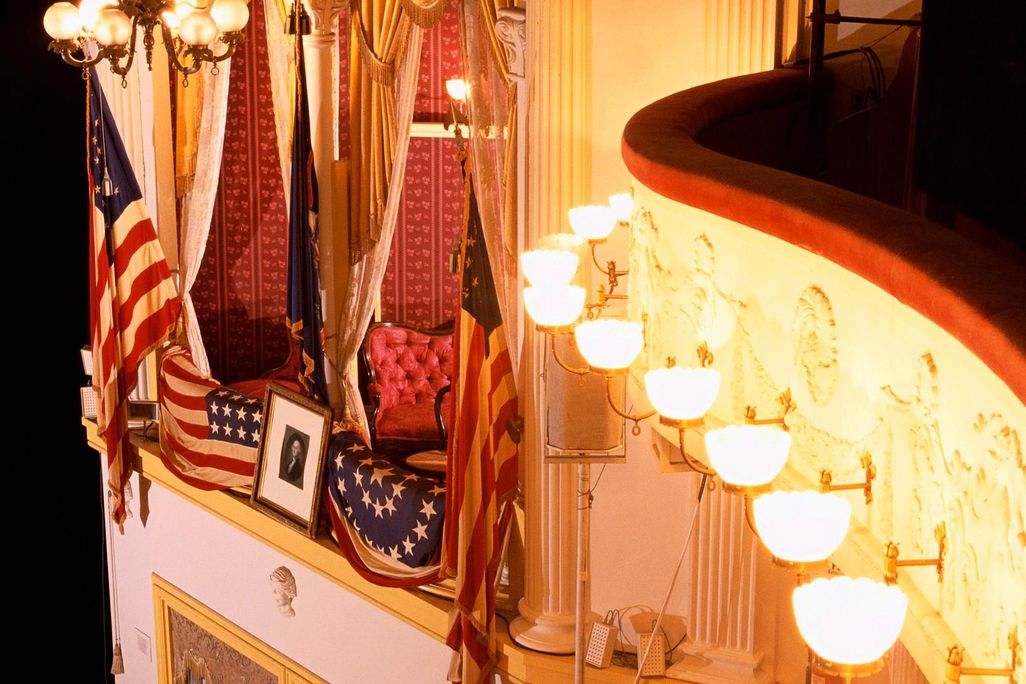 Tour the Theater Where Lincoln Was Assassinated on Google Street View