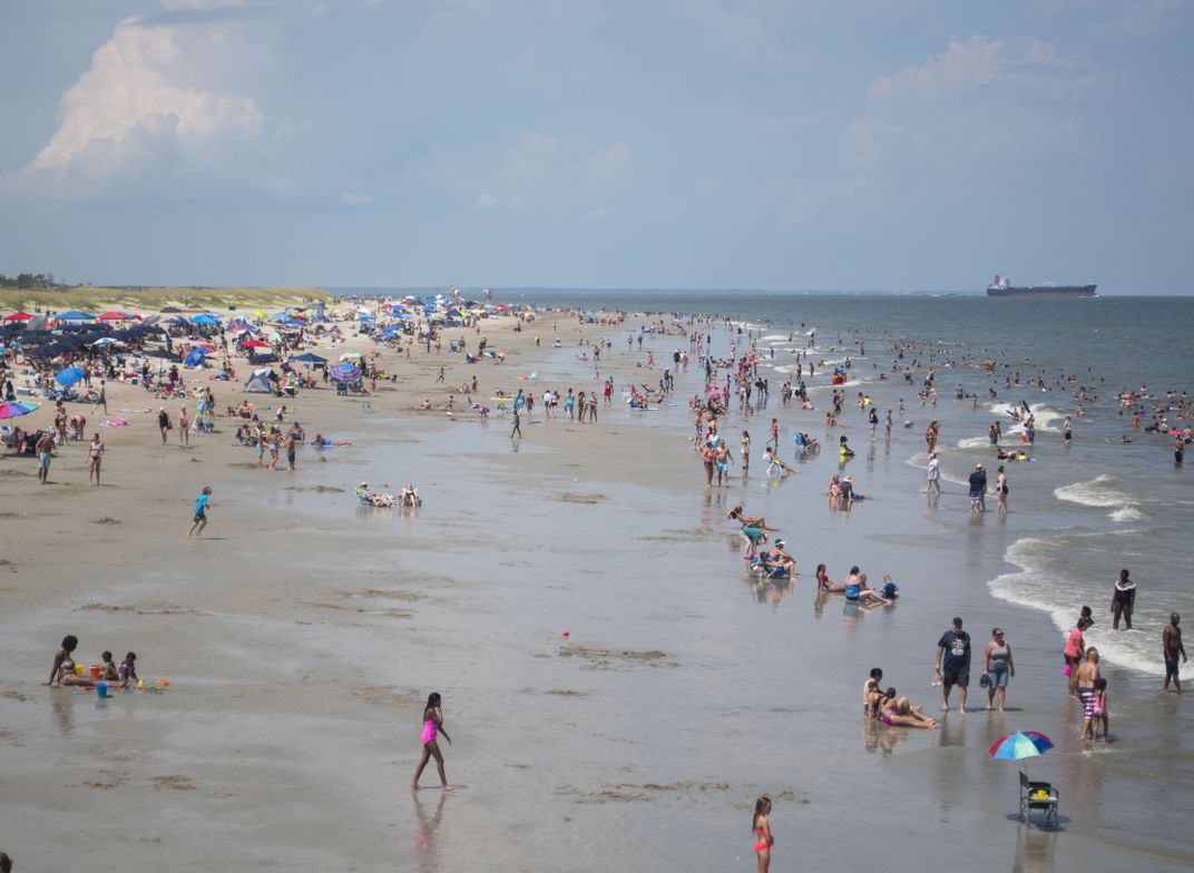 Summer Beach Day | Smithsonian Photo Contest | Smithsonian Magazine