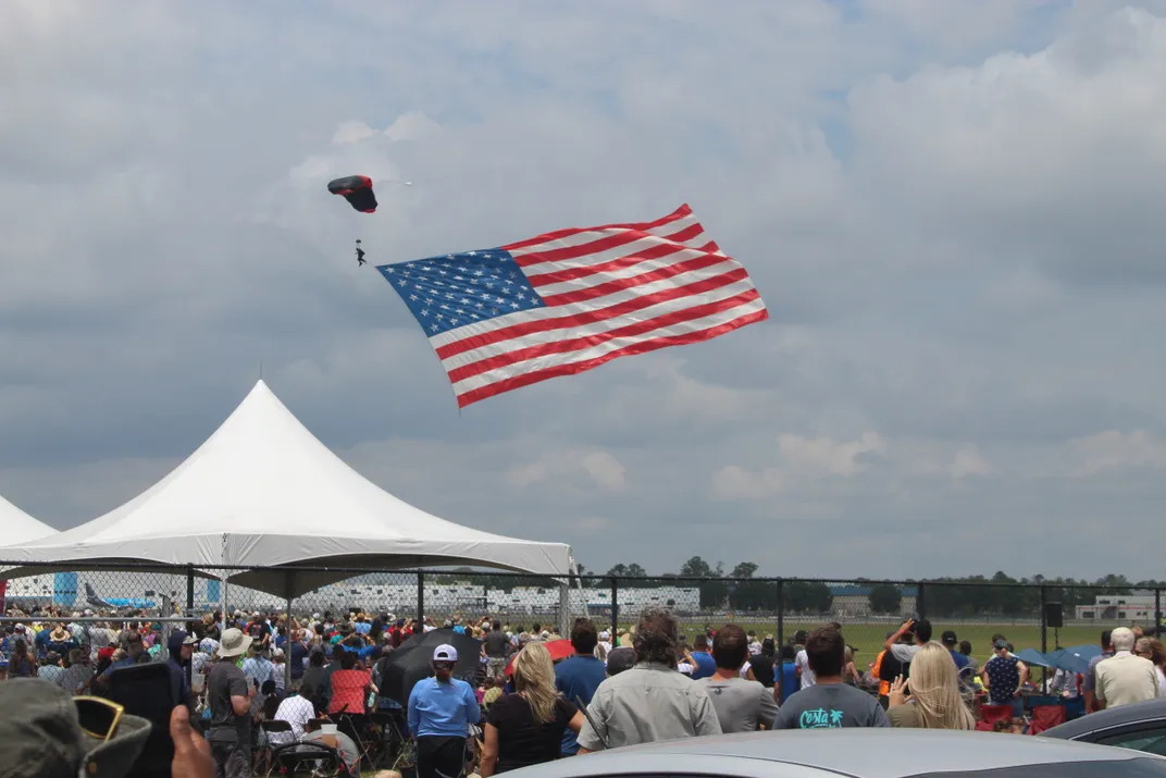 Air Show Sky Diver Opens the annual Sun N Fun airshow | Smithsonian ...