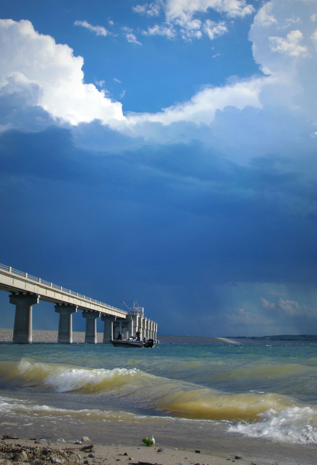 Dodging a Storm Front | Smithsonian Photo Contest | Smithsonian Magazine