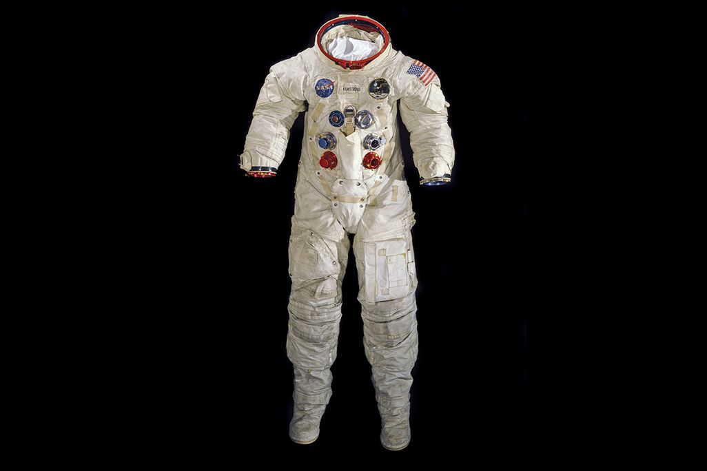 apollo space suit material
