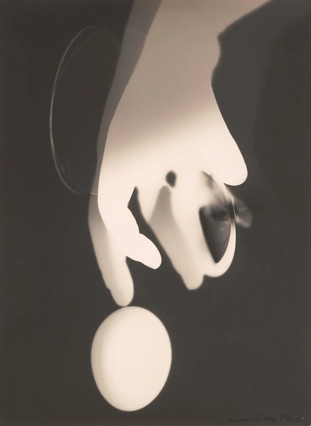 A Blockbuster Trove of Dada and Surrealist Masterpieces Arrives at the Met