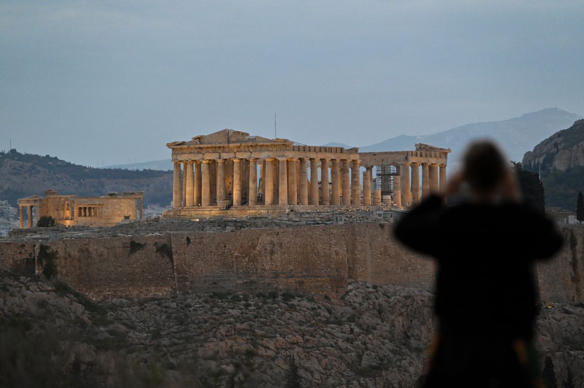 parthenon side view