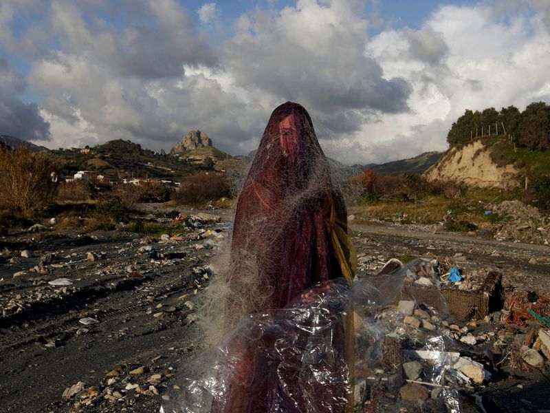 Shouting in the wind | Smithsonian Photo Contest | Smithsonian Magazine