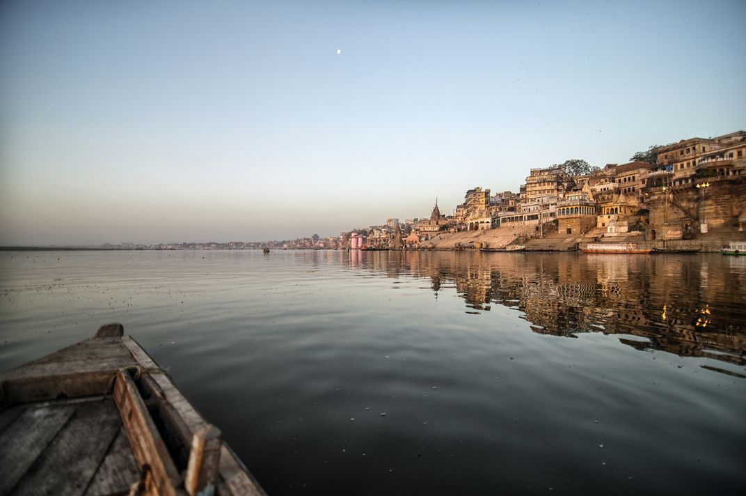 Boat in Ganga river | Smithsonian Photo Contest | Smithsonian Magazine