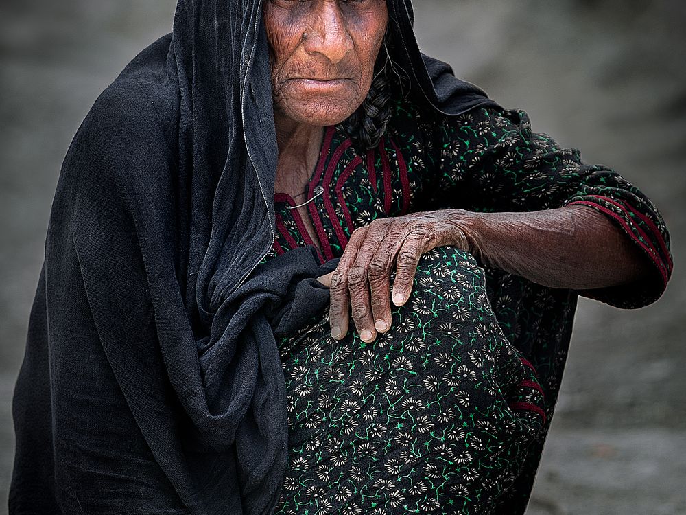 The fire of the gaze of the deprived old women of distant lands ...