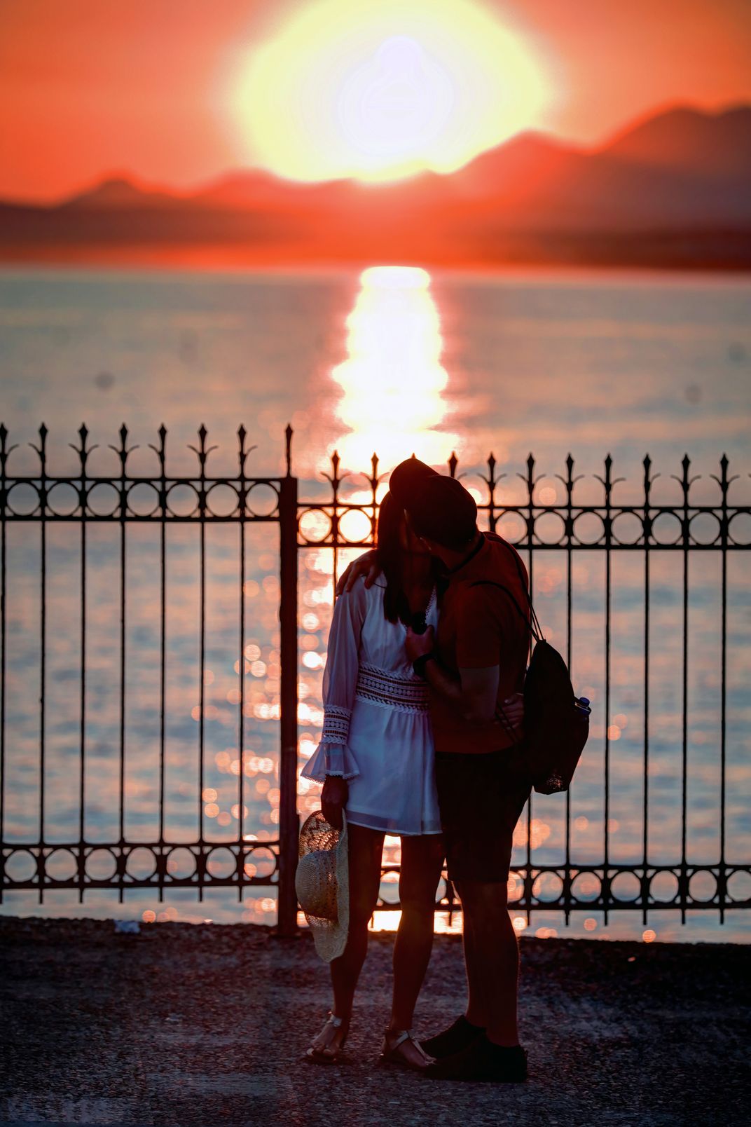 couple in the sunrise | Smithsonian Photo Contest | Smithsonian Magazine