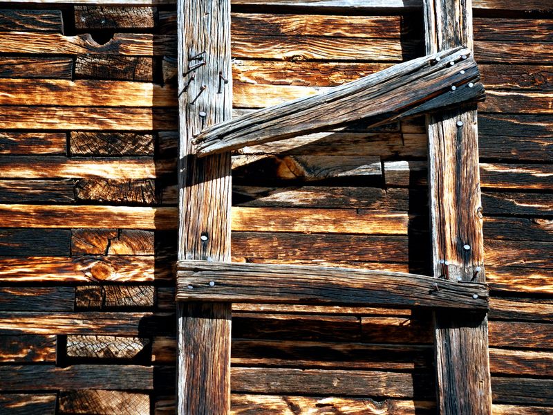 Weathered Wood Ladder | Smithsonian Photo Contest | Smithsonian Magazine