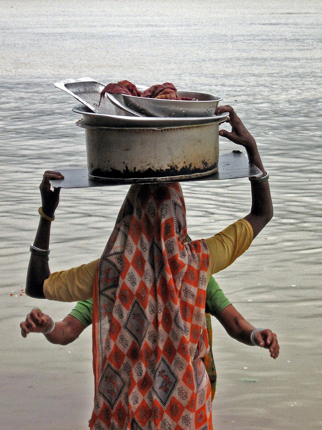 Two women help each other | Smithsonian Photo Contest | Smithsonian ...