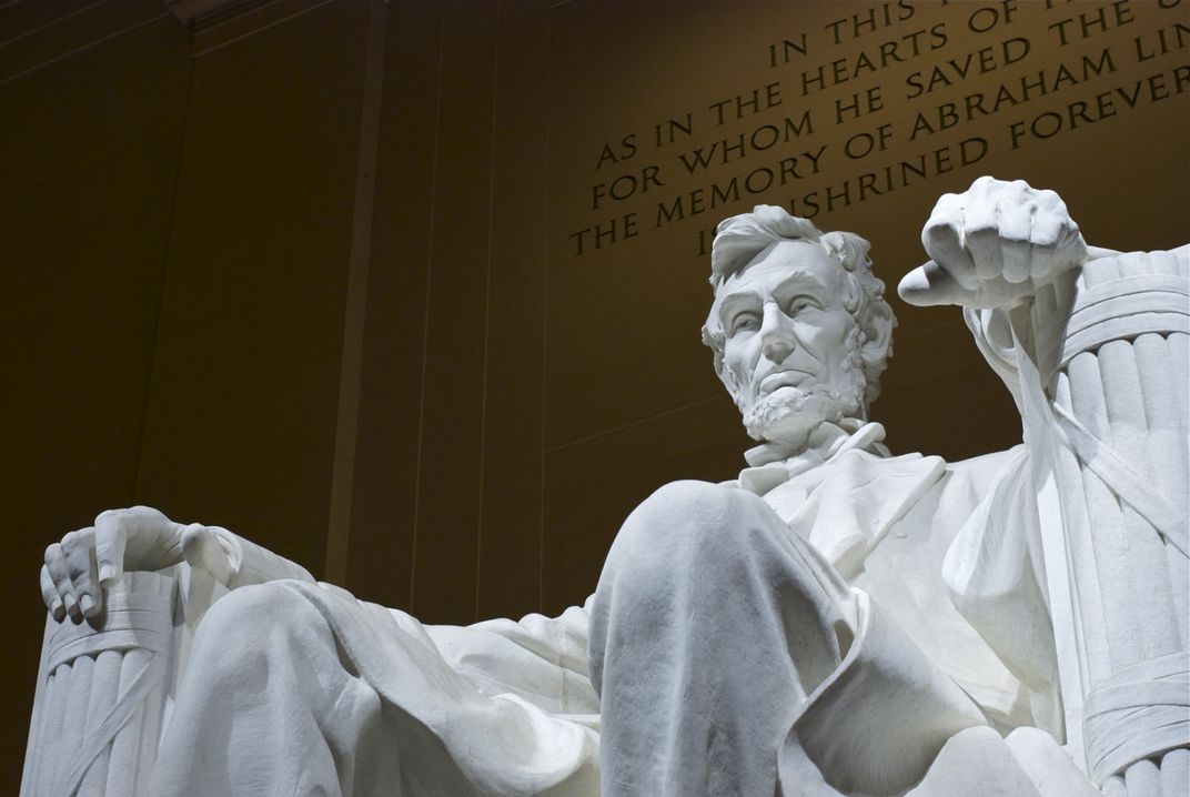 Statue of Abraham Lincoln inside the Lincoln Memorial, Washington, DC ...