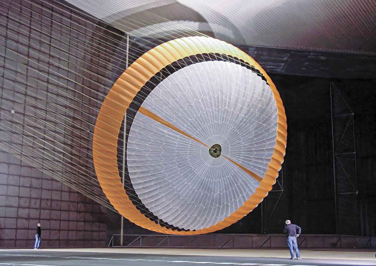 Curiosity Rover Parachute Landing