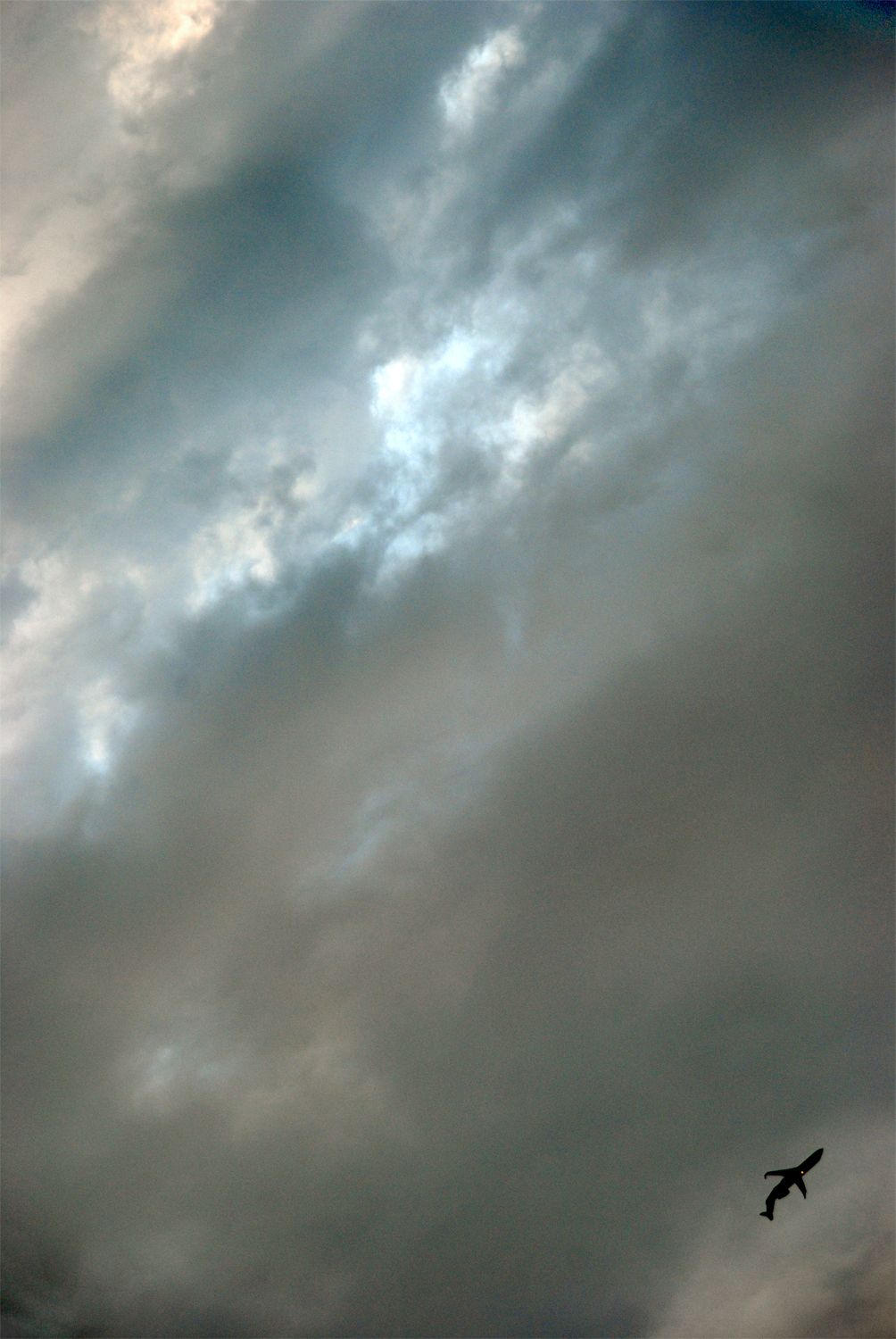 'Call 911!'- Fraught with tension, the sky seemed to offer an ...