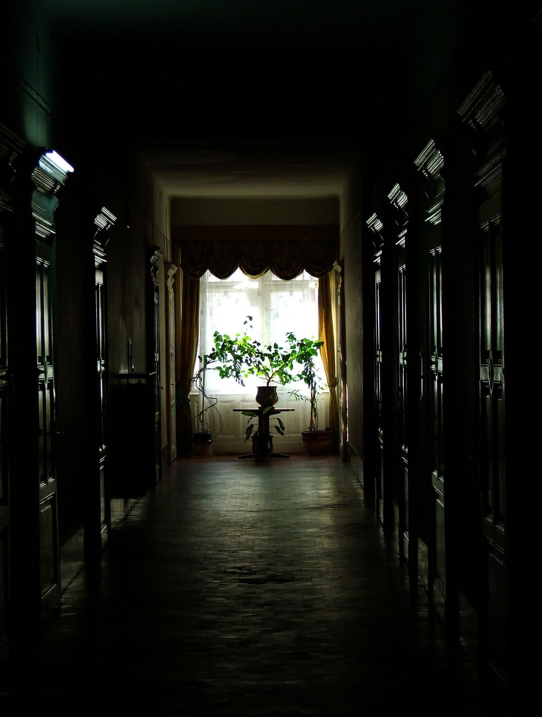 Morning inside George Hotel,Lviv,Ukraine. Camera: Fuji Finepix S5500 on ...