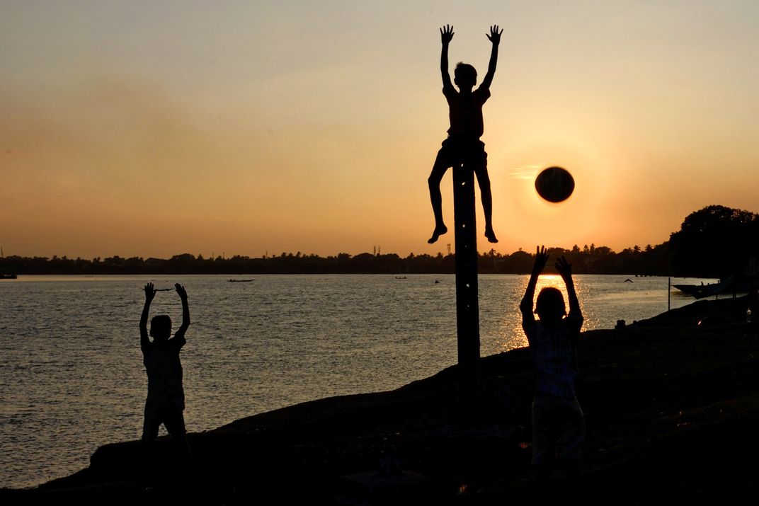 Catch the Sun | Smithsonian Photo Contest | Smithsonian Magazine