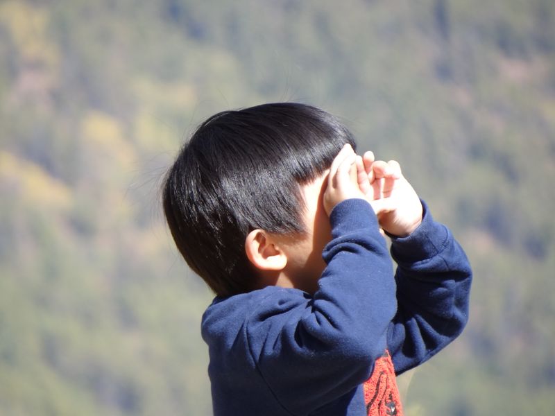 Boy viewing the bright sky | Smithsonian Photo Contest | Smithsonian ...