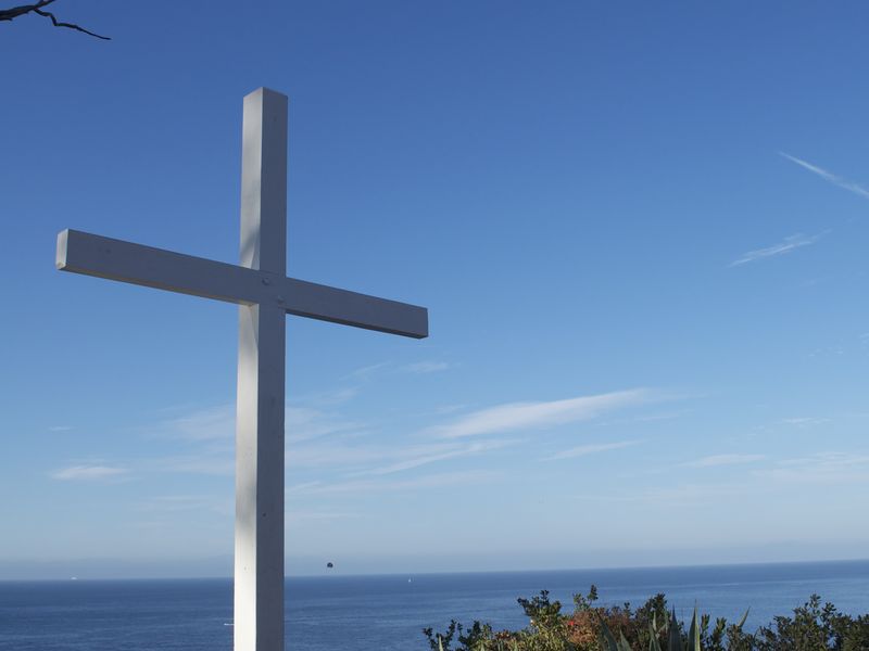 A cross for those at sea on Catalina Island, Calif. | Smithsonian Photo ...