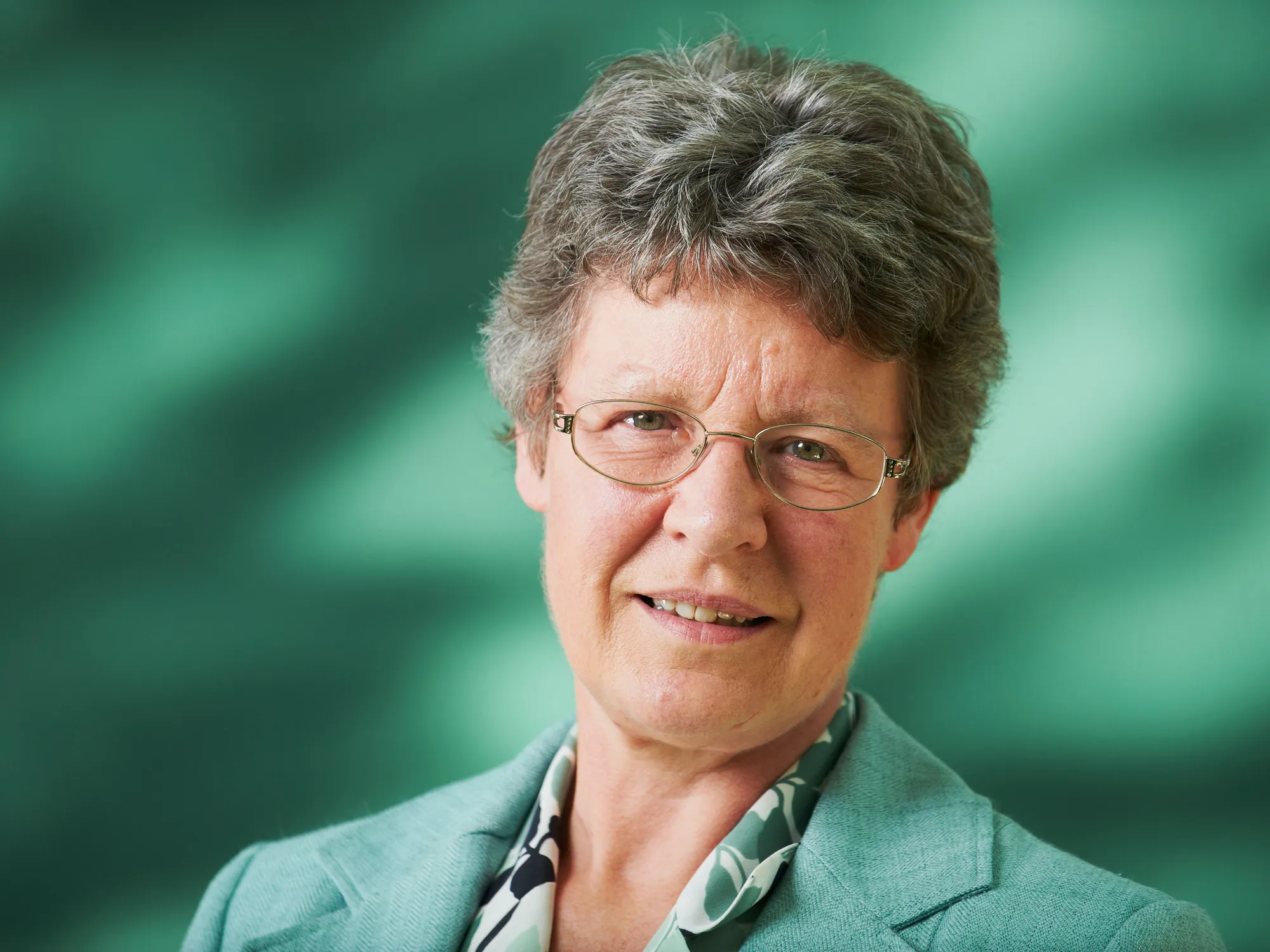 Decades After Being Passed Over for a Nobel, Jocelyn Bell Burnell Gets ...