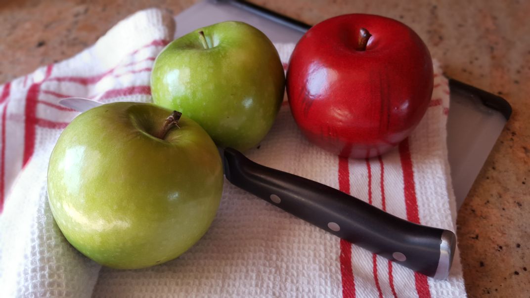 Something about those apples | Smithsonian Photo Contest | Smithsonian ...
