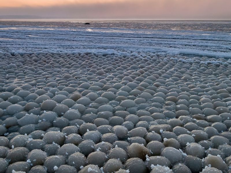 Ice balls. | Smithsonian Photo Contest | Smithsonian Magazine